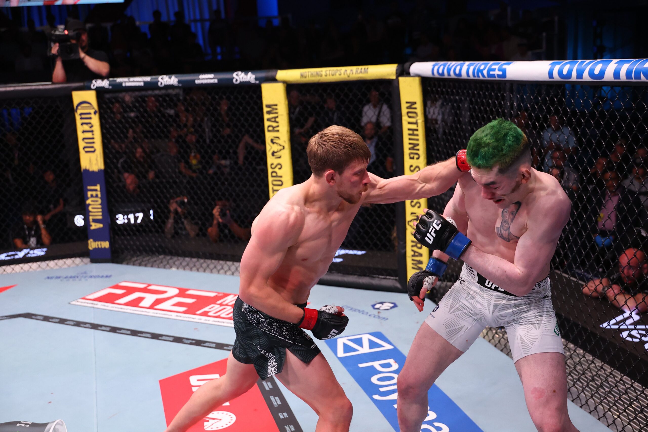 Arnold Allen Dominates Melquizael Costa to Snap Brazilian's Six-Fight ...